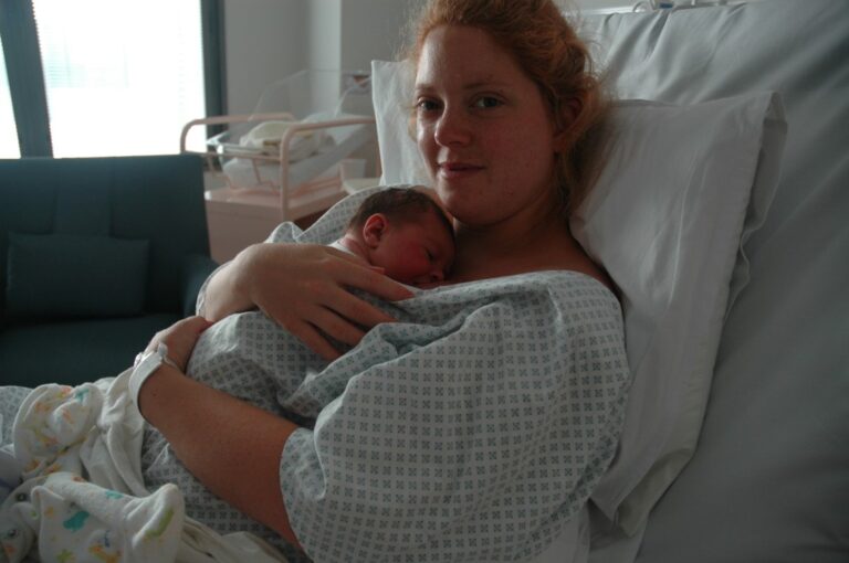 KMC at home - Kangaroo Mother Care Malaysia